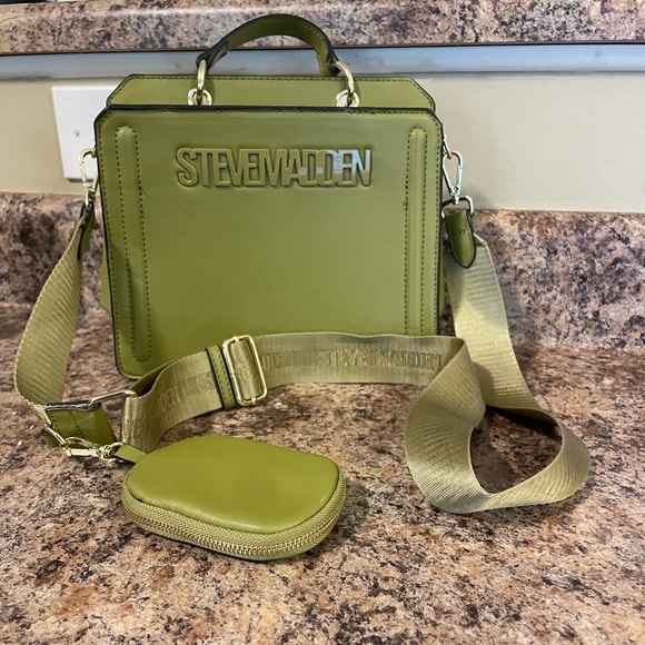 Steve Madden | Bags | Steve Madden Olive Green Crossbody Purse | Poshmark